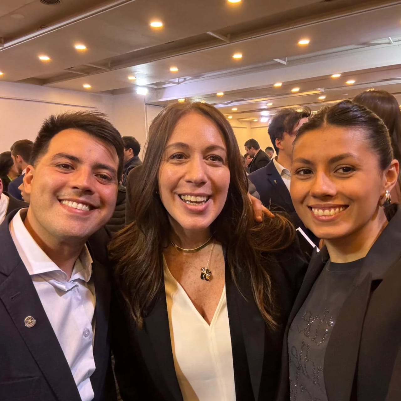 Pato Amarilla participó en el relanzamiento de la Fundación Pensar ...