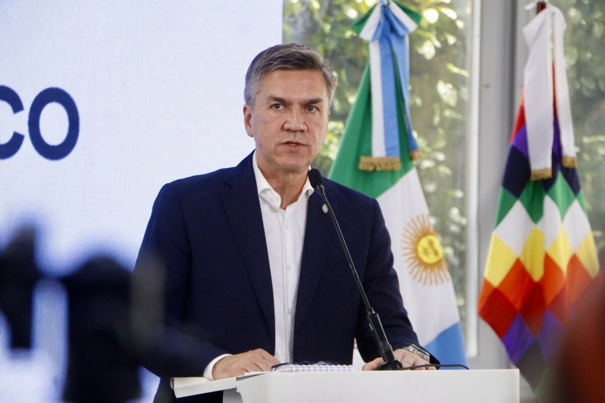 Zdero confirmó cuál será el aumento para los docentes desde abril ...